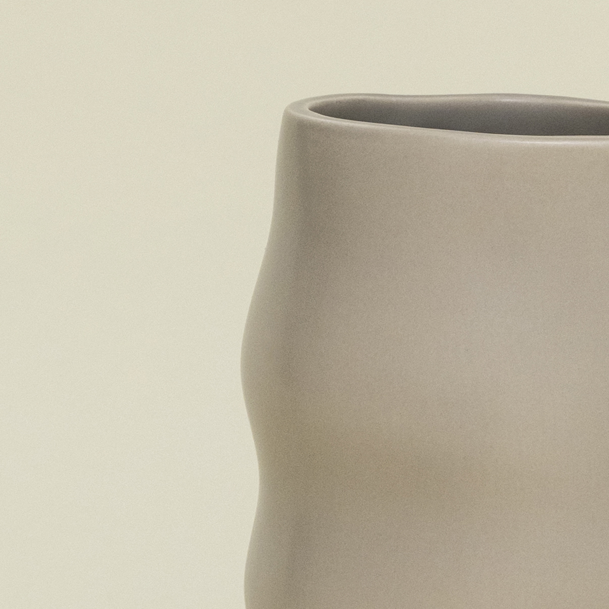 Blob Vase Beige